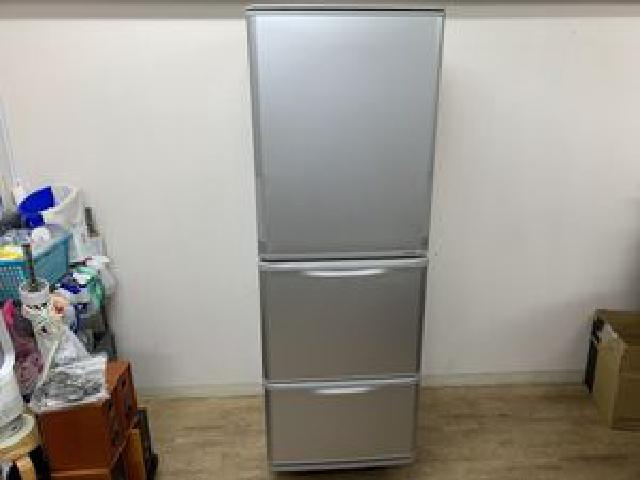 【美品】SHARP 3ドア ノンフロン冷凍冷蔵庫 SJ-W351D-S 350L 2018年製（冷蔵庫・冷凍庫）の買取価格 （ID:655783）｜おいくら