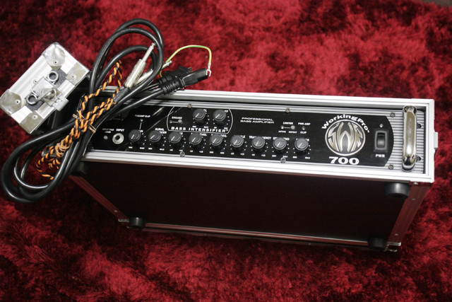 SWR WORKING PRO 700 Bass Amp Head ベース アンプ ヘッド ラックケ（その他楽器）の買取価格 （ID:180711）｜おいくら