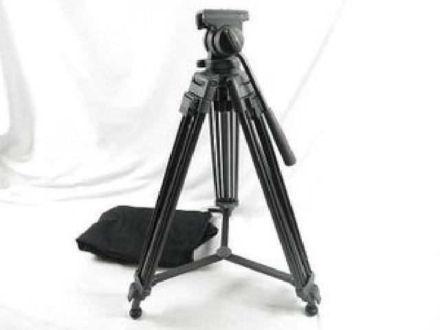 Libec 小型ビデオカメラ 三段三脚 TH-650 DV ブラック 高さ 70センチ（カメラ機材）の買取価格 （ID:663517）｜おいくら