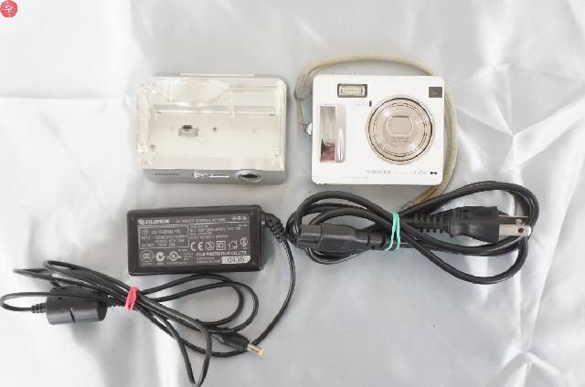 FUJIFILM 富士フイルム FinePix F450 コンパクトデジタルカメラ バッテリー 充電（コンパクトカメラ・デジカメ）の買取価格 ...